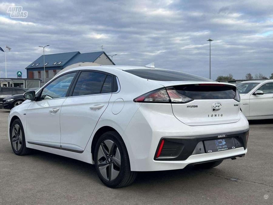 Белый Хендай Ioniq 2021 в Мариямполе, объемом двигателя 1.60 л и пробегом 50 тыс. км за 14850 €, фото 11 на AUTOMOTO.COM.LV