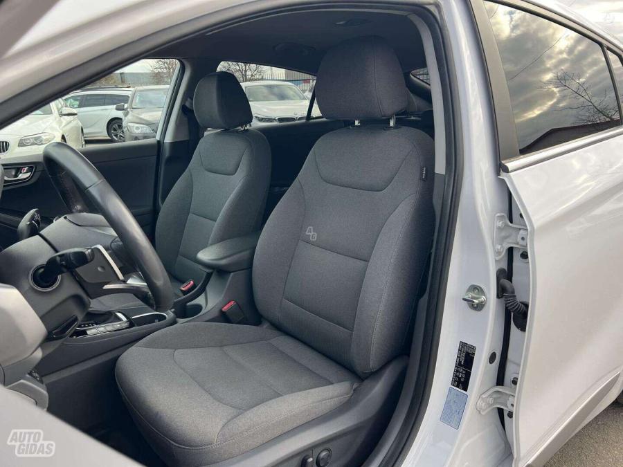 Белый Хендай Ioniq 2021 в Мариямполе, объемом двигателя 1.60 л и пробегом 50 тыс. км за 14850 €, фото 20 на AUTOMOTO.COM.LV