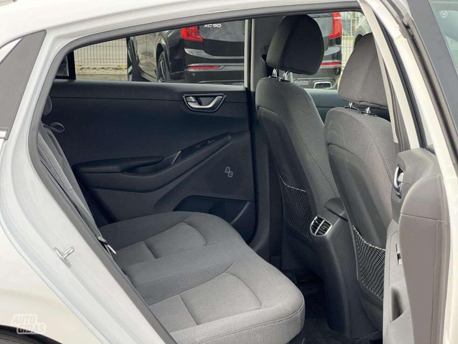 Белый Хендай Ioniq 2021 в Мариямполе, объемом двигателя 1.60 л и пробегом 50 тыс. км за 14850 €, фото 25 на AUTOMOTO.COM.LV