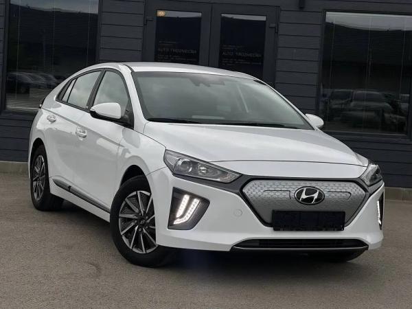 Balts Hyundai Ioniq 2021 Jelgava, ar dzinēja tilpumu 0.10 L un nobraukumu 47 tūkst. km par 16955 €, foto 1 vietnē AUTOMOTO.COM.LV