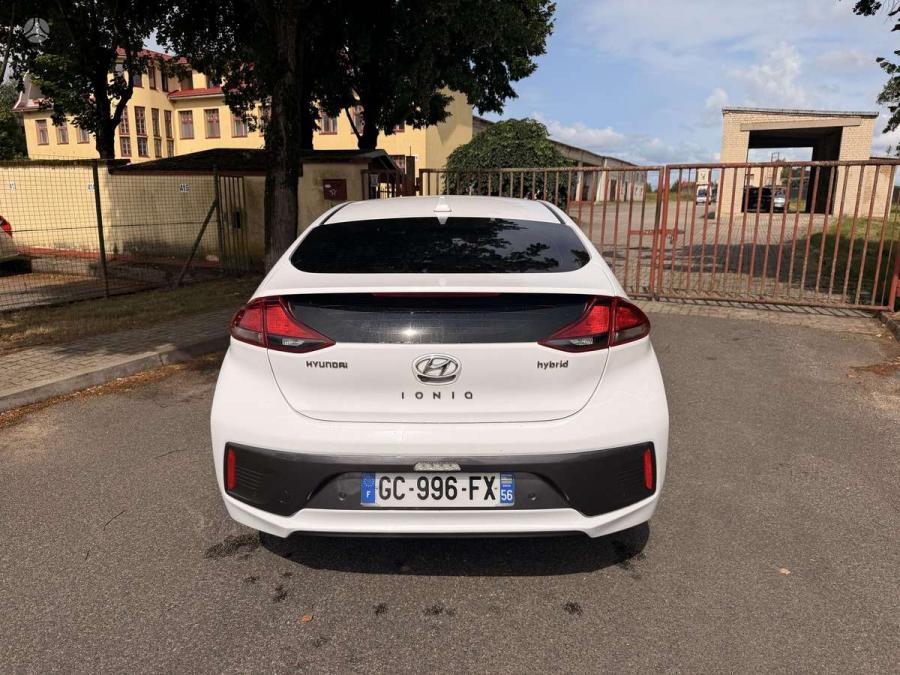 Balts Hyundai Ioniq 2021 Tauragė, ar dzinēja tilpumu 1.58 L un nobraukumu 332 tūkst. km par 9750 €, foto 7 vietnē AUTOMOTO.COM.LV