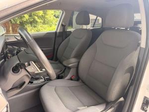 Balts Hyundai Ioniq 2021 Tauragė, ar dzinēja tilpumu 1.58 L un nobraukumu 332 tūkst. km par 9750 €, foto 13 vietnē AUTOMOTO.COM.LV