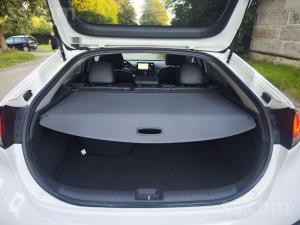 Balts Hyundai Ioniq 2021 Ogre, ar dzinēja tilpumu 1.60 L un nobraukumu 139 tūkst. km par 16850 €, foto 15 vietnē AUTOMOTO.COM.LV