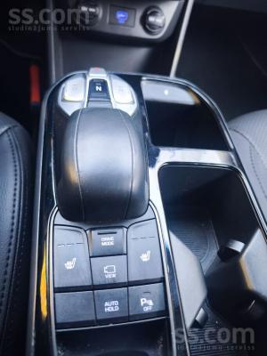 Balts Hyundai Ioniq 2021 Ogre, ar dzinēja tilpumu 1.60 L un nobraukumu 139 tūkst. km par 16850 €, foto 17 vietnē AUTOMOTO.COM.LV