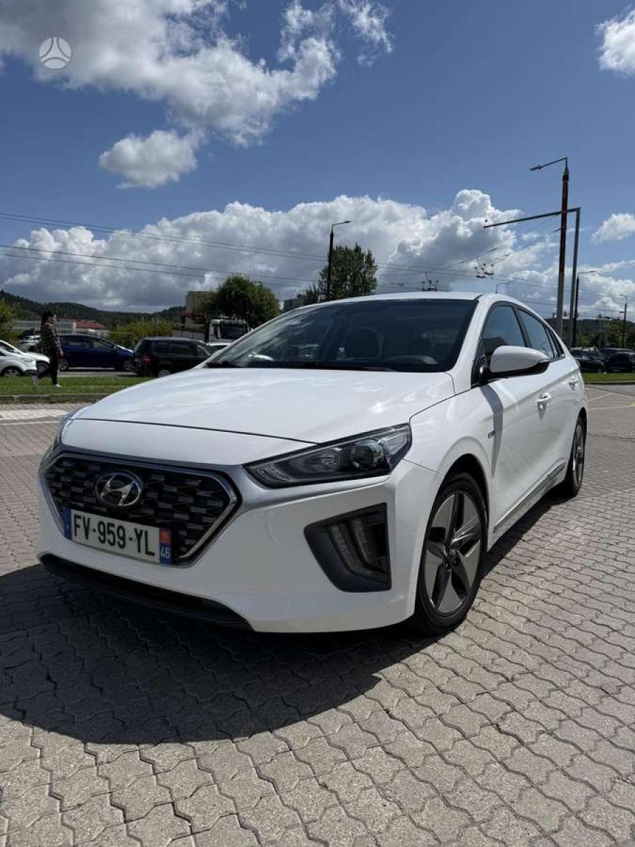 Balts Hyundai Ioniq 2021 Viļņa, ar dzinēja tilpumu 1.60 L un nobraukumu 296 tūkst. km par 10900 €, foto 1 vietnē AUTOMOTO.COM.LV