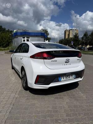 Balts Hyundai Ioniq 2021 Viļņa, ar dzinēja tilpumu 1.60 L un nobraukumu 296 tūkst. km par 10900 €, foto 4 vietnē AUTOMOTO.COM.LV
