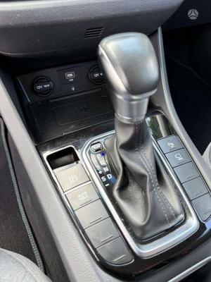 Balts Hyundai Ioniq 2021 Viļņa, ar dzinēja tilpumu 1.60 L un nobraukumu 296 tūkst. km par 10900 €, foto 12 vietnē AUTOMOTO.COM.LV