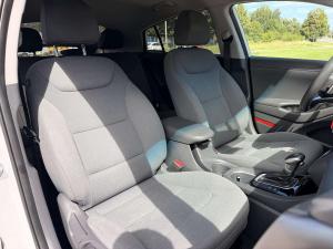 Белый Хендай Ioniq 2021 в Таураге, объемом двигателя 1.58 л и пробегом 332 тыс. км за 10000 €, фото 13 на AUTOMOTO.COM.LV