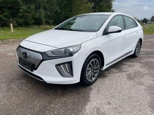 Белый Хендай Ioniq 2021 в Каунас, объемом двигателя 0.00 л и пробегом 77 тыс. км за 14650 €, фото  на AUTOMOTO.COM.LV