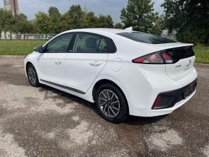 Белый Хендай Ioniq 2021 в Каунас, объемом двигателя 0.00 л и пробегом 77 тыс. км за 14650 €, фото 11 на AUTOMOTO.COM.LV