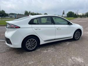 Белый Хендай Ioniq 2021 в Каунас, объемом двигателя 0.00 л и пробегом 77 тыс. км за 14650 €, фото 16 на AUTOMOTO.COM.LV