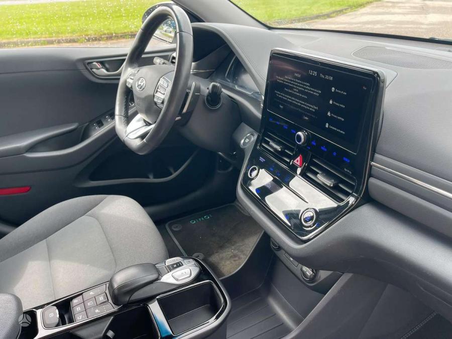 Белый Хендай Ioniq 2021 в Каунас, объемом двигателя 0.00 л и пробегом 77 тыс. км за 14650 €, фото 36 на AUTOMOTO.COM.LV