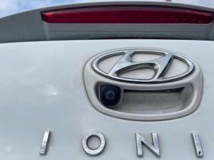 Белый Хендай Ioniq 2021 в Каунас, объемом двигателя 0.00 л и пробегом 77 тыс. км за 14650 €, фото 37 на AUTOMOTO.COM.LV