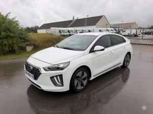 Белый Хендай Ioniq 2021 в Таураге, объемом двигателя 1.58 л и пробегом 332 тыс. км за 9900 €, фото  на AUTOMOTO.COM.LV