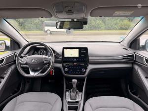 Balts Hyundai Ioniq 2021 Tauragė, ar dzinēja tilpumu 1.58 L un nobraukumu 332 tūkst. km par 9900 €, foto 12 vietnē AUTOMOTO.COM.LV