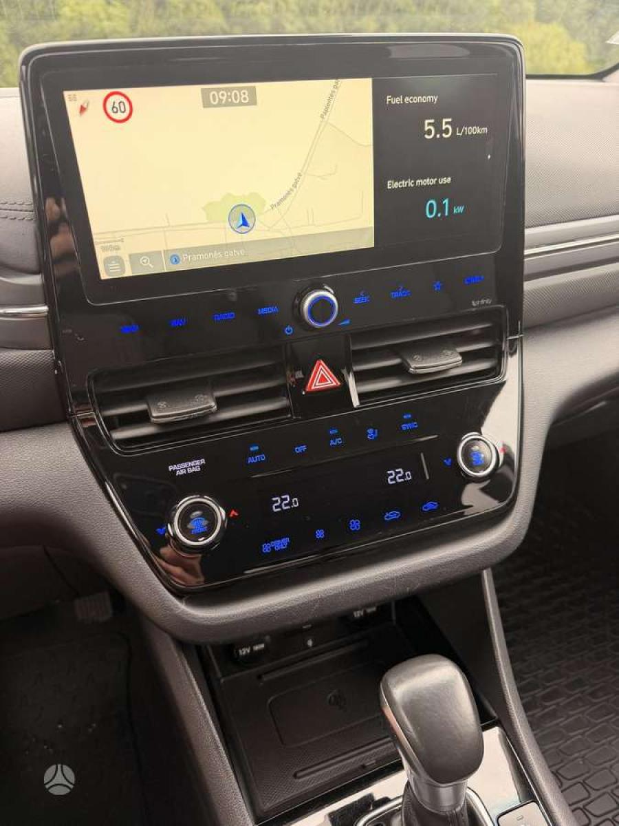 Balts Hyundai Ioniq 2021 Tauragė, ar dzinēja tilpumu 1.58 L un nobraukumu 332 tūkst. km par 9900 €, foto 21 vietnē AUTOMOTO.COM.LV