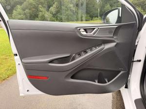 Balts Hyundai Ioniq 2021 Tauragė, ar dzinēja tilpumu 1.58 L un nobraukumu 332 tūkst. km par 9900 €, foto 22 vietnē AUTOMOTO.COM.LV