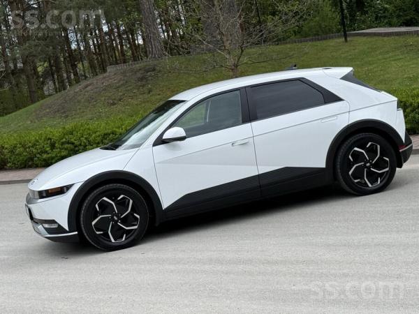 Balts Hyundai Ioniq 2023 Jūrmala, ar dzinēja tilpumu 1.60 L un nobraukumu 0 tūkst. km par 29950 €, foto 8 vietnē AUTOMOTO.COM.LV