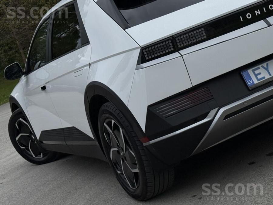 Balts Hyundai Ioniq 2023 Jūrmala, ar dzinēja tilpumu 1.60 L un nobraukumu 0 tūkst. km par 29950 €, foto 17 vietnē AUTOMOTO.COM.LV