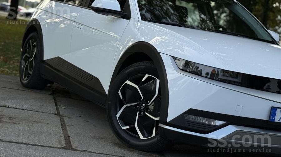 Balts Hyundai Ioniq 2023 Jūrmala, ar dzinēja tilpumu 1.60 L un nobraukumu 0 tūkst. km par 29950 €, foto 6 vietnē AUTOMOTO.COM.LV
