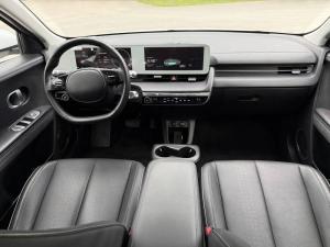Balts Hyundai Ioniq 2023 Jūrmala, ar dzinēja tilpumu 0.00 L un nobraukumu 35 tūkst. km par 29950 €, foto 24 vietnē AUTOMOTO.COM.LV