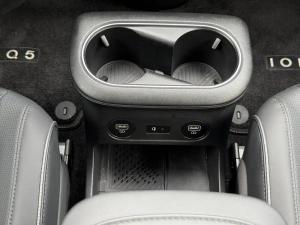 Balts Hyundai Ioniq 2023 Jūrmala, ar dzinēja tilpumu 0.00 L un nobraukumu 35 tūkst. km par 29950 €, foto 26 vietnē AUTOMOTO.COM.LV