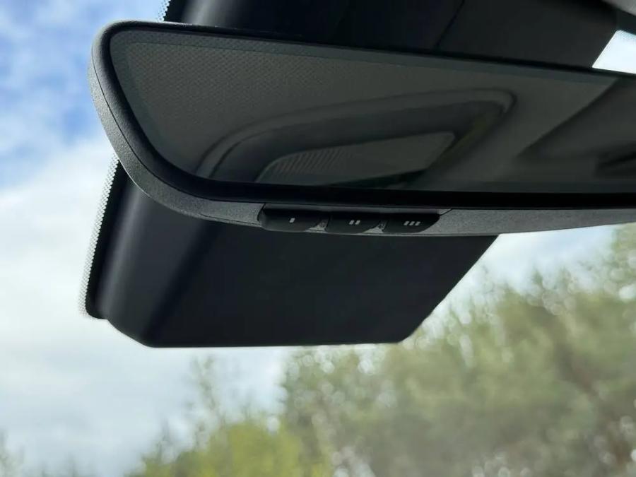 Balts Hyundai Ioniq 2023 Jūrmala, ar dzinēja tilpumu 0.00 L un nobraukumu 35 tūkst. km par 29950 €, foto 37 vietnē AUTOMOTO.COM.LV