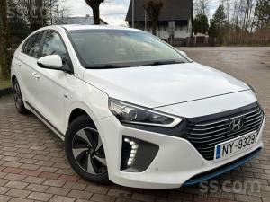 Balts Hyundai Ioniq 2016 Ogre, ar dzinēja tilpumu 1.60 L un nobraukumu 177 tūkst. km par 11999 €, foto 2 vietnē AUTOMOTO.COM.LV