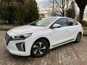 Balts Hyundai Ioniq 2016 Ogre, ar dzinēja tilpumu 1.60 L un nobraukumu 177 tūkst. km par 11999 €, foto 3 vietnē AUTOMOTO.COM.LV