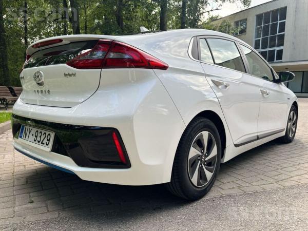 Белый Хендай Ioniq 2016 в Огре, объемом двигателя 1.60 л и пробегом 182 тыс. км за 11499 €, фото 5 на AUTOMOTO.COM.LV