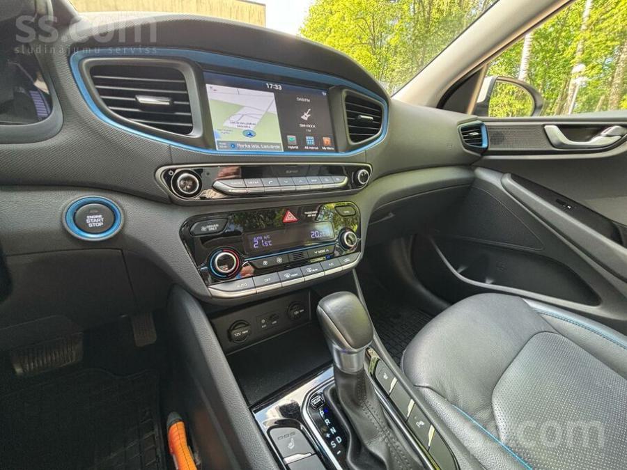 Белый Хендай Ioniq 2016 в Огре, объемом двигателя 1.60 л и пробегом 182 тыс. км за 11499 €, фото 18 на AUTOMOTO.COM.LV