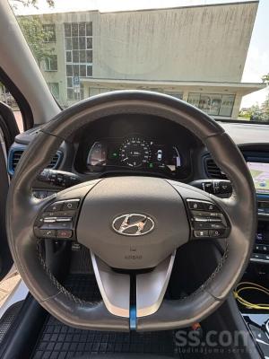 Белый Хендай Ioniq 2016 в Огре, объемом двигателя 1.60 л и пробегом 182 тыс. км за 11499 €, фото 19 на AUTOMOTO.COM.LV