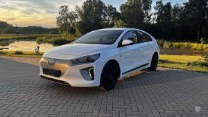 Белый Хендай Ioniq 2018 в Утена, объемом двигателя 0.00 л и пробегом 207 тыс. км за 8950 €, фото 3 на AUTOMOTO.COM.LV
