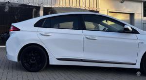 Белый Хендай Ioniq 2018 в Утена, объемом двигателя 0.00 л и пробегом 207 тыс. км за 8950 €, фото 13 на AUTOMOTO.COM.LV