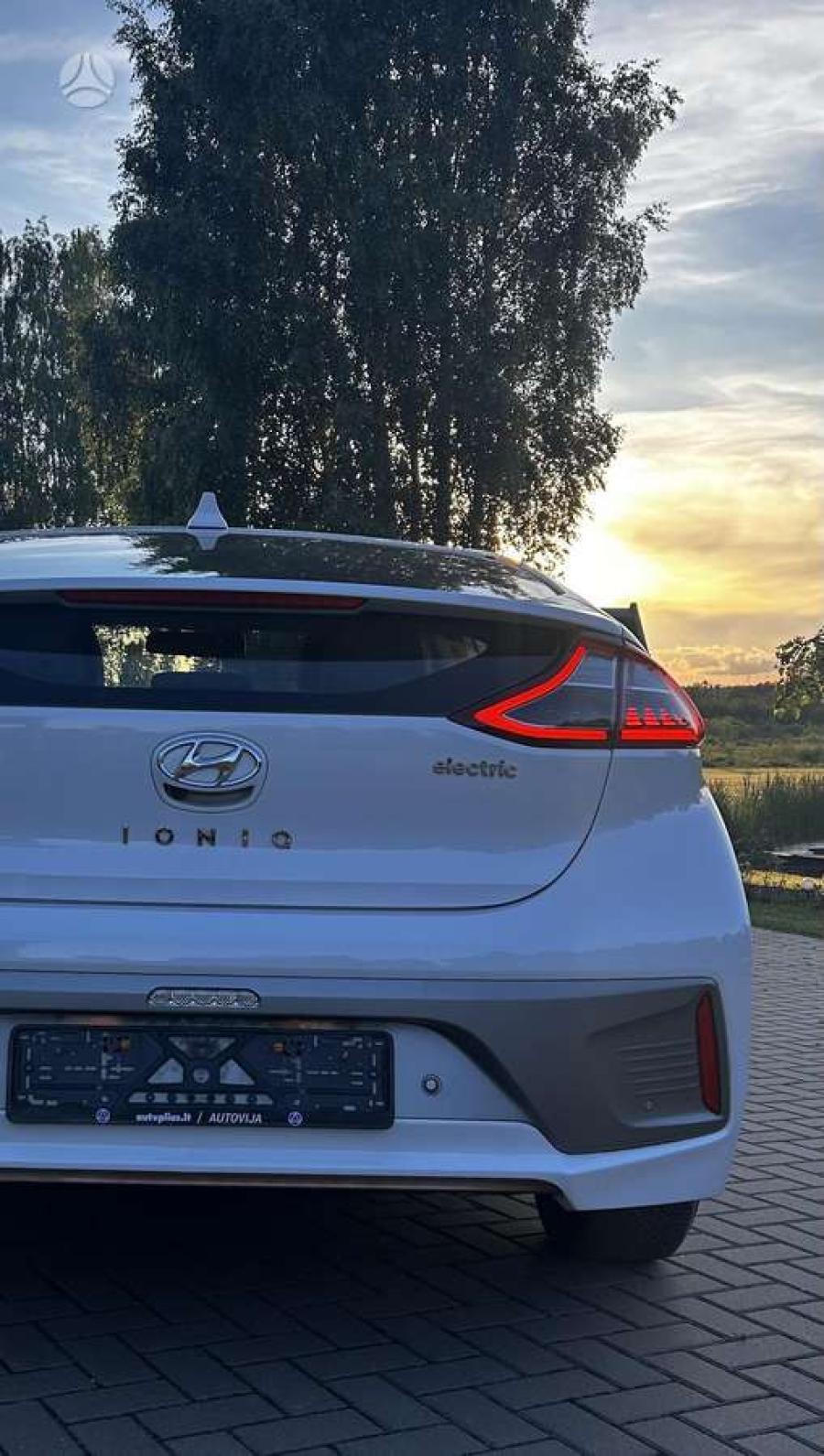 Белый Хендай Ioniq 2018 в Утена, объемом двигателя 0.00 л и пробегом 207 тыс. км за 8950 €, фото 20 на AUTOMOTO.COM.LV