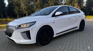 Белый Хендай Ioniq 2018 в Утена, объемом двигателя 0.00 л и пробегом 207 тыс. км за 8950 €, фото 41 на AUTOMOTO.COM.LV