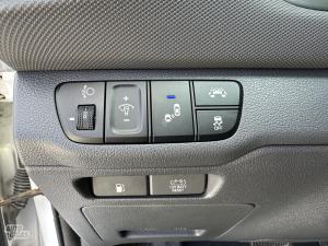 Белый Хендай Ioniq 2018 в Каунас, объемом двигателя 1.60 л и пробегом 201 тыс. км за 9780 €, фото 41 на AUTOMOTO.COM.LV
