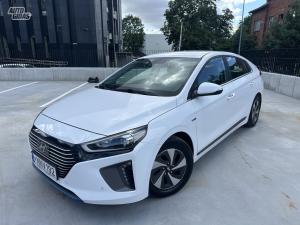 Белый Хендай Ioniq 2018 в Каунас, объемом двигателя 1.60 л и пробегом 201 тыс. км за 9780 €, фото  на AUTOMOTO.COM.LV