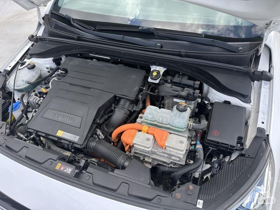Белый Хендай Ioniq 2018 в Каунас, объемом двигателя 1.60 л и пробегом 201 тыс. км за 9780 €, фото 56 на AUTOMOTO.COM.LV