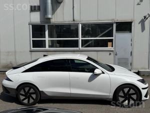 Balts Hyundai Ioniq 2024 Rīga, ar dzinēja tilpumu 0.00 L un nobraukumu 22 tūkst. km par 32900 €, foto 5 vietnē AUTOMOTO.COM.LV