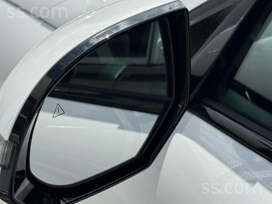 Balts Hyundai Ioniq 2024 Rīga, ar dzinēja tilpumu 0.00 L un nobraukumu 22 tūkst. km par 32900 €, foto 12 vietnē AUTOMOTO.COM.LV