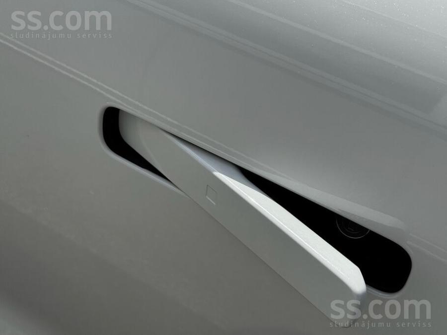 Balts Hyundai Ioniq 2024 Rīga, ar dzinēja tilpumu 0.00 L un nobraukumu 22 tūkst. km par 32900 €, foto 13 vietnē AUTOMOTO.COM.LV