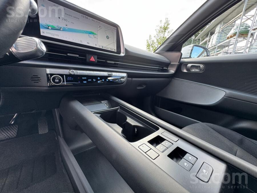 Balts Hyundai Ioniq 2024 Rīga, ar dzinēja tilpumu 0.00 L un nobraukumu 22 tūkst. km par 32900 €, foto 26 vietnē AUTOMOTO.COM.LV