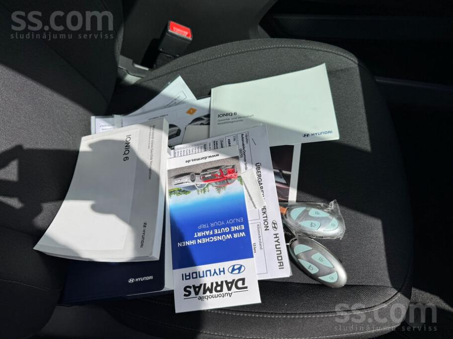 Balts Hyundai Ioniq 2024 Rīga, ar dzinēja tilpumu 0.00 L un nobraukumu 22 tūkst. km par 32900 €, foto 36 vietnē AUTOMOTO.COM.LV