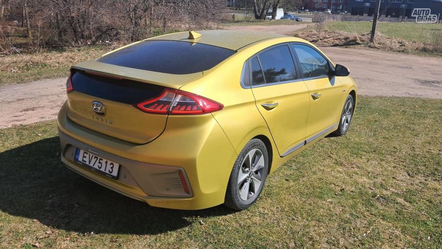 Dzeltens Hyundai Ioniq 2018 Viļņa, ar dzinēja tilpumu 0.00 L un nobraukumu 276 tūkst. km par 8500 €, foto 3 vietnē AUTOMOTO.COM.LV
