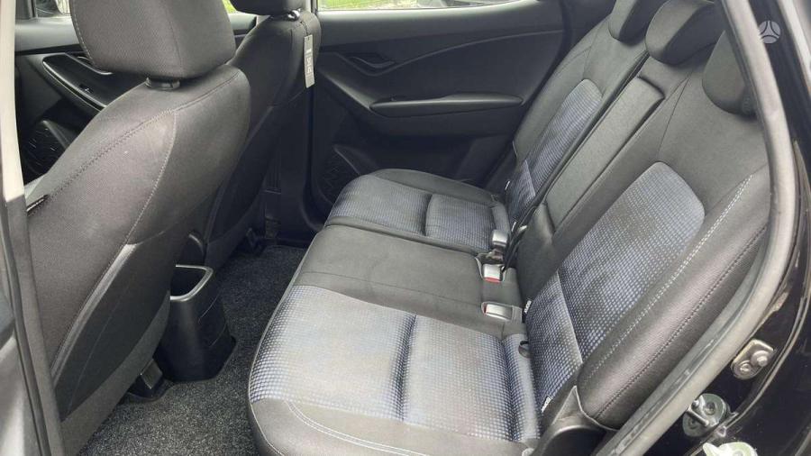 Melns Hyundai ix20 2014 Marijampole, ar dzinēja tilpumu 1.58 L un nobraukumu 144 tūkst. km par 4490 €, foto 16 vietnē AUTOMOTO.COM.LV