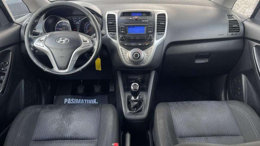 Melns Hyundai ix20 2014 Marijampole, ar dzinēja tilpumu 1.58 L un nobraukumu 144 tūkst. km par 4490 €, foto 19 vietnē AUTOMOTO.COM.LV