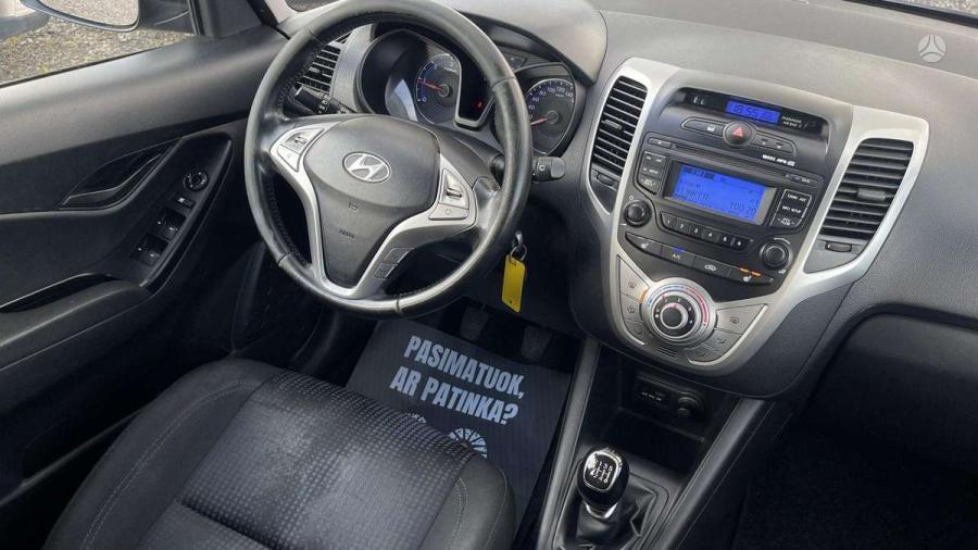 Melns Hyundai ix20 2014 Marijampole, ar dzinēja tilpumu 1.58 L un nobraukumu 144 tūkst. km par 4490 €, foto 24 vietnē AUTOMOTO.COM.LV