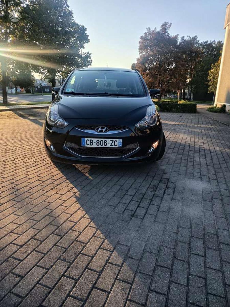 Melns Hyundai ix20 2012 Tauragė, ar dzinēja tilpumu 1.35 L un nobraukumu 226 tūkst. km par 3000 €, foto 3 vietnē AUTOMOTO.COM.LV