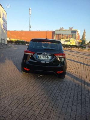 Melns Hyundai ix20 2012 Tauragė, ar dzinēja tilpumu 1.35 L un nobraukumu 226 tūkst. km par 3000 €, foto 7 vietnē AUTOMOTO.COM.LV